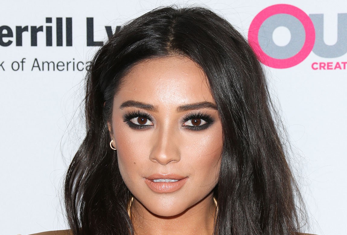 Shay Mitchell Eyes