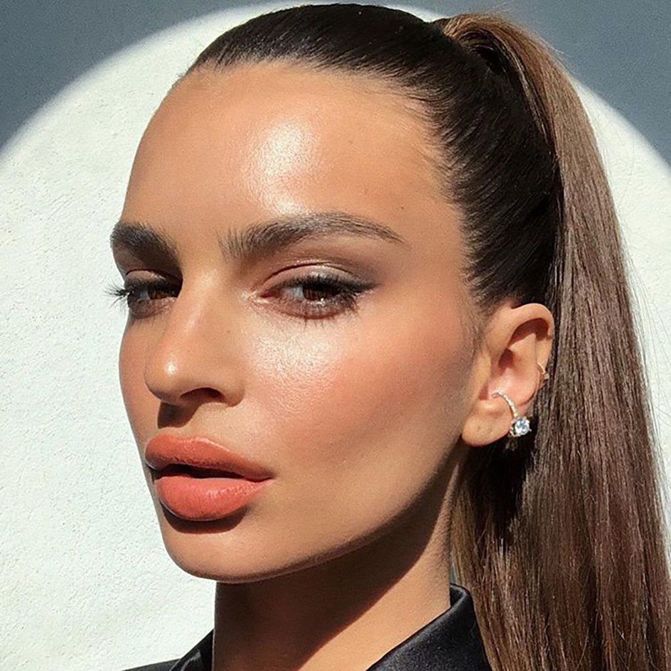 Makeup Tutorials, Tips & How To's | BEAUTY/crew