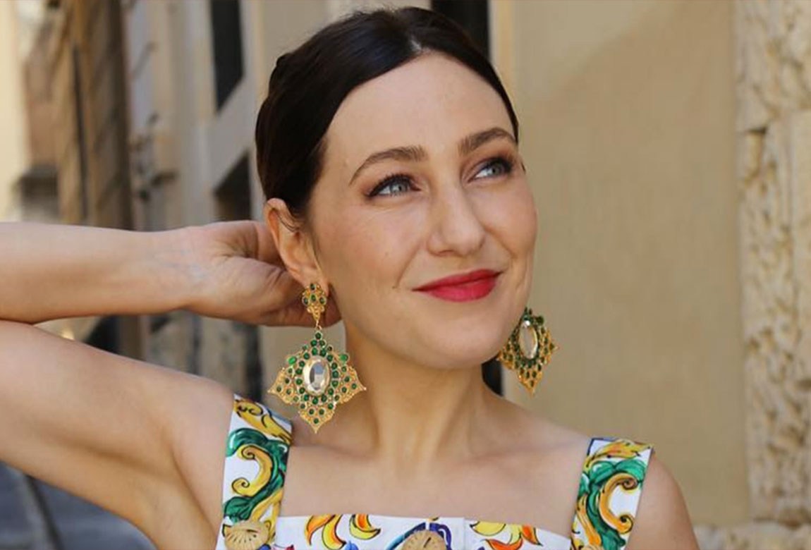 Zoe Foster Blake’s Go-To Products For An Easy 5-Minute Makeup Look ...