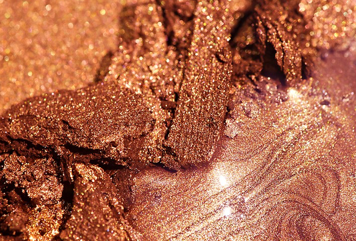 Highlighter Hacks: How To Highlight Your Body & Face Flawlessly ...