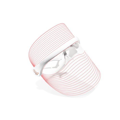 Selfcare Social Social Skin Co. LED Light Therapy Mask Review | BEAUTY/crew