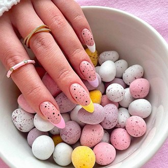 Inside Hailey Bieber's Exact Diet & Exercise Routine | BEAUTY/crew