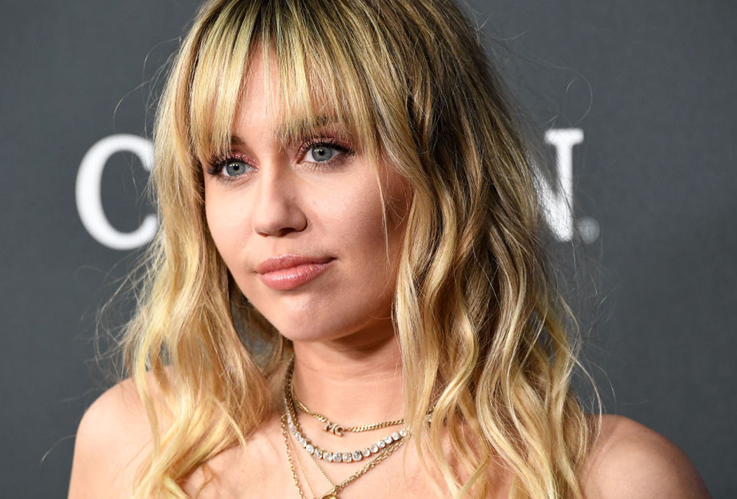 Miley Cyrus Has Revived The 'Myspace Hair' Combover | BEAUTY/crew