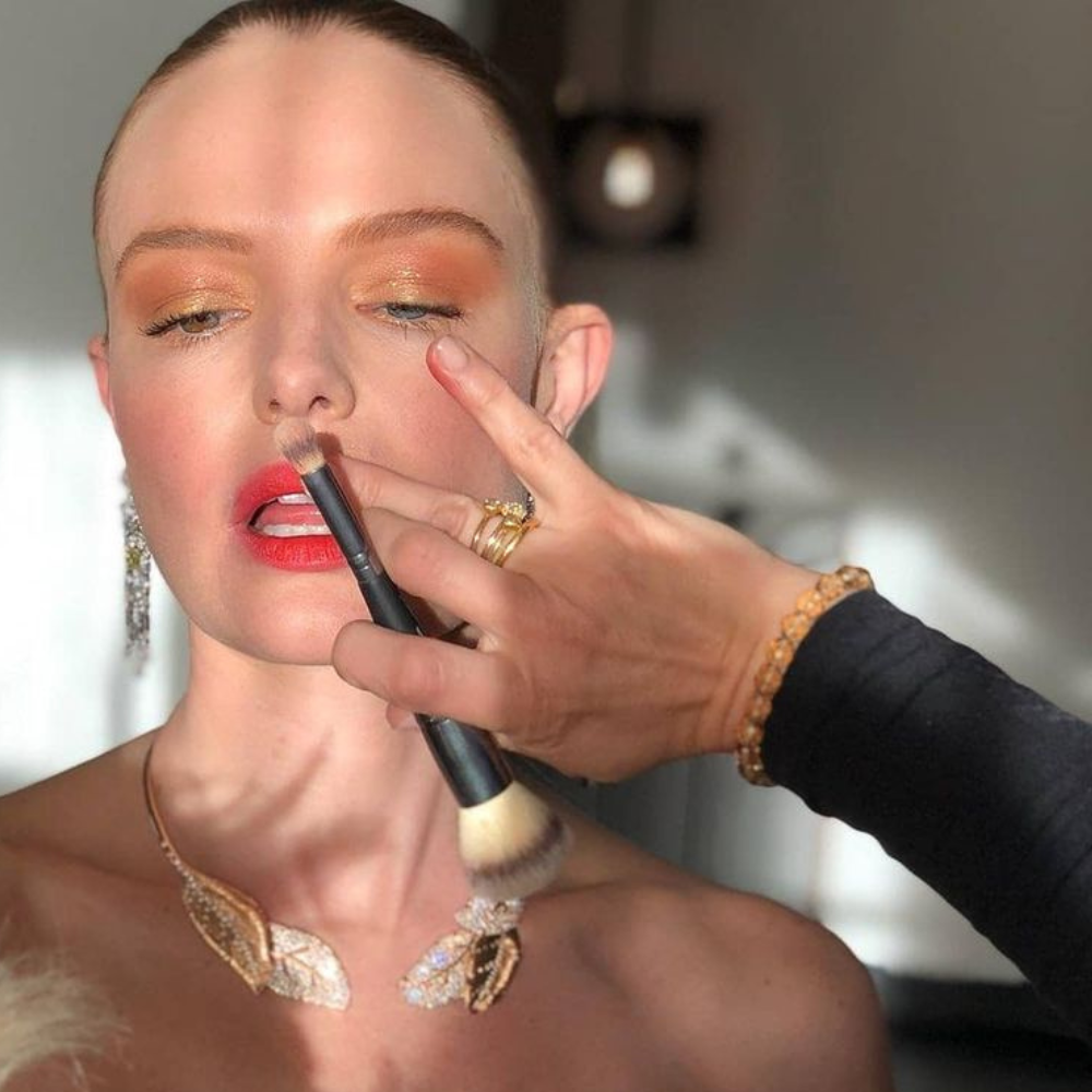 Makeup Tutorials, Tips & How To's | BEAUTY/crew