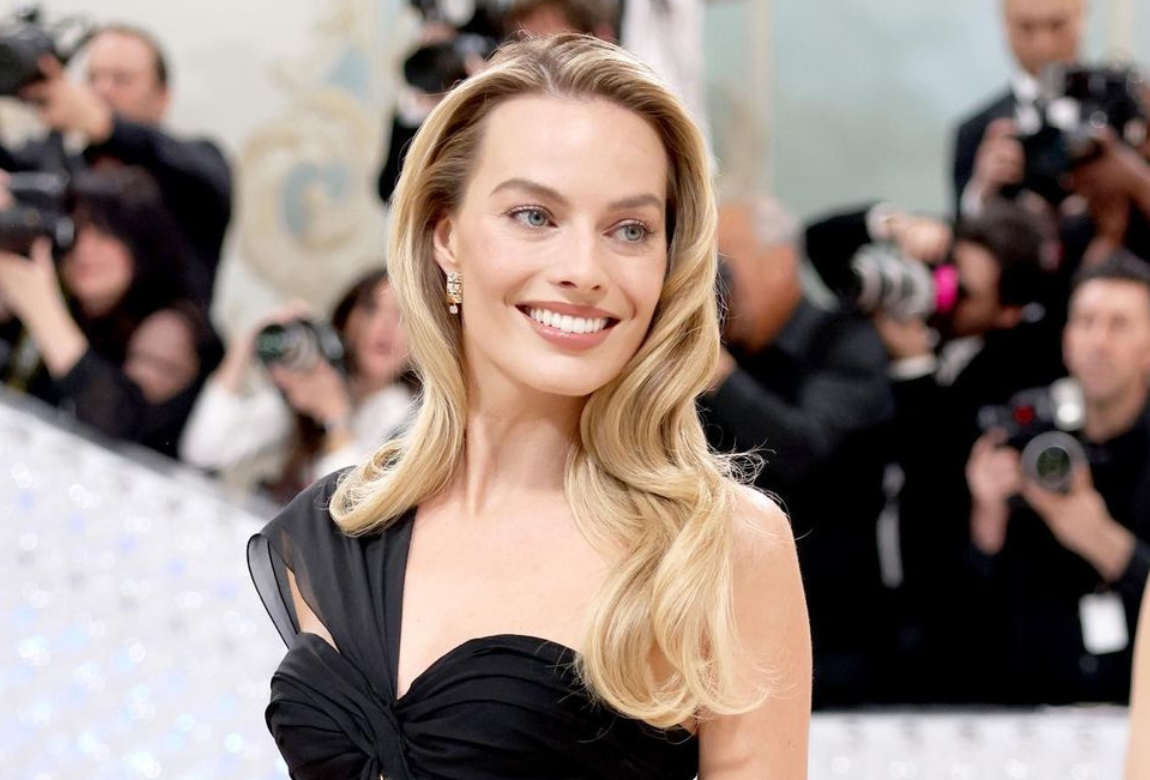 Margot Robbie’s Met Gala Hair Was Thanks To This Budget Product ...
