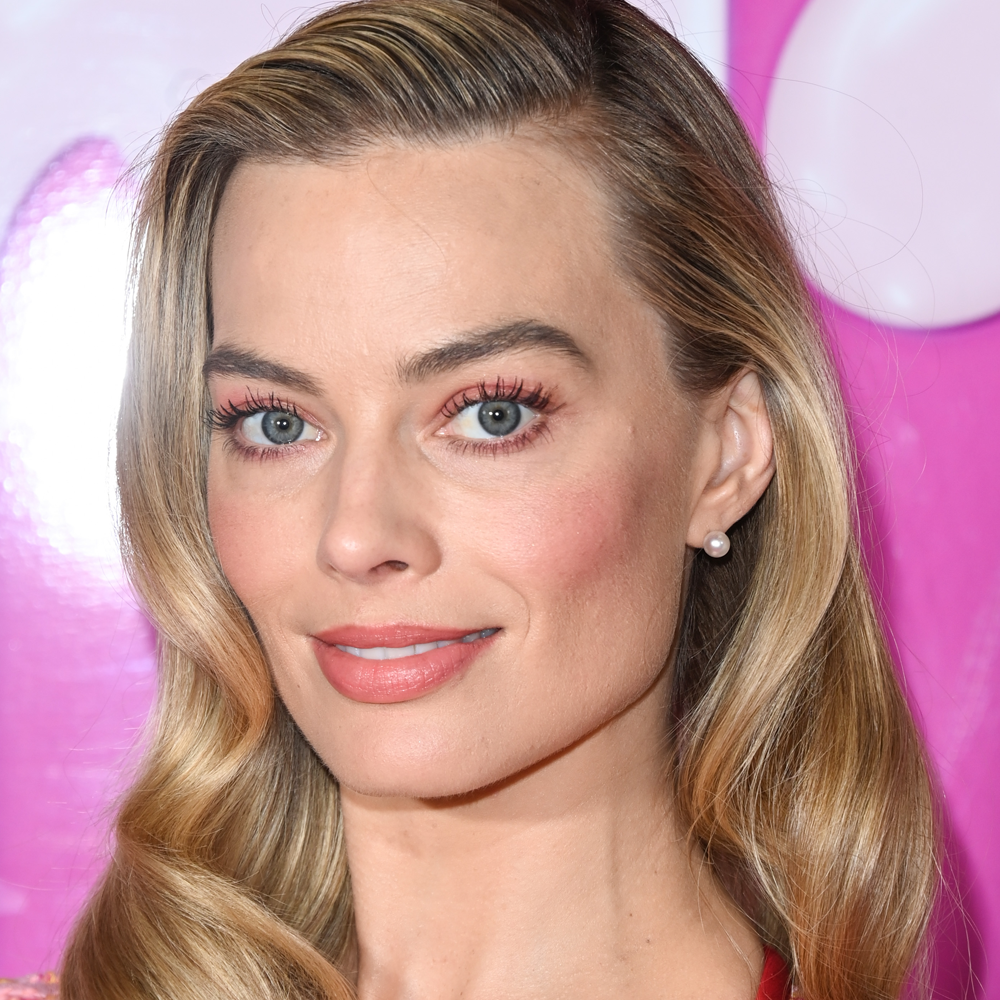 2021 Brow Trends: Eyebrow Shapes & Styles To Try in 2021 | BEAUTY/crew