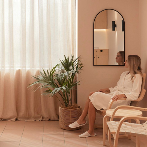 Dakota Johnson’s Wellness & Self-Care Routine | BEAUTY/crew