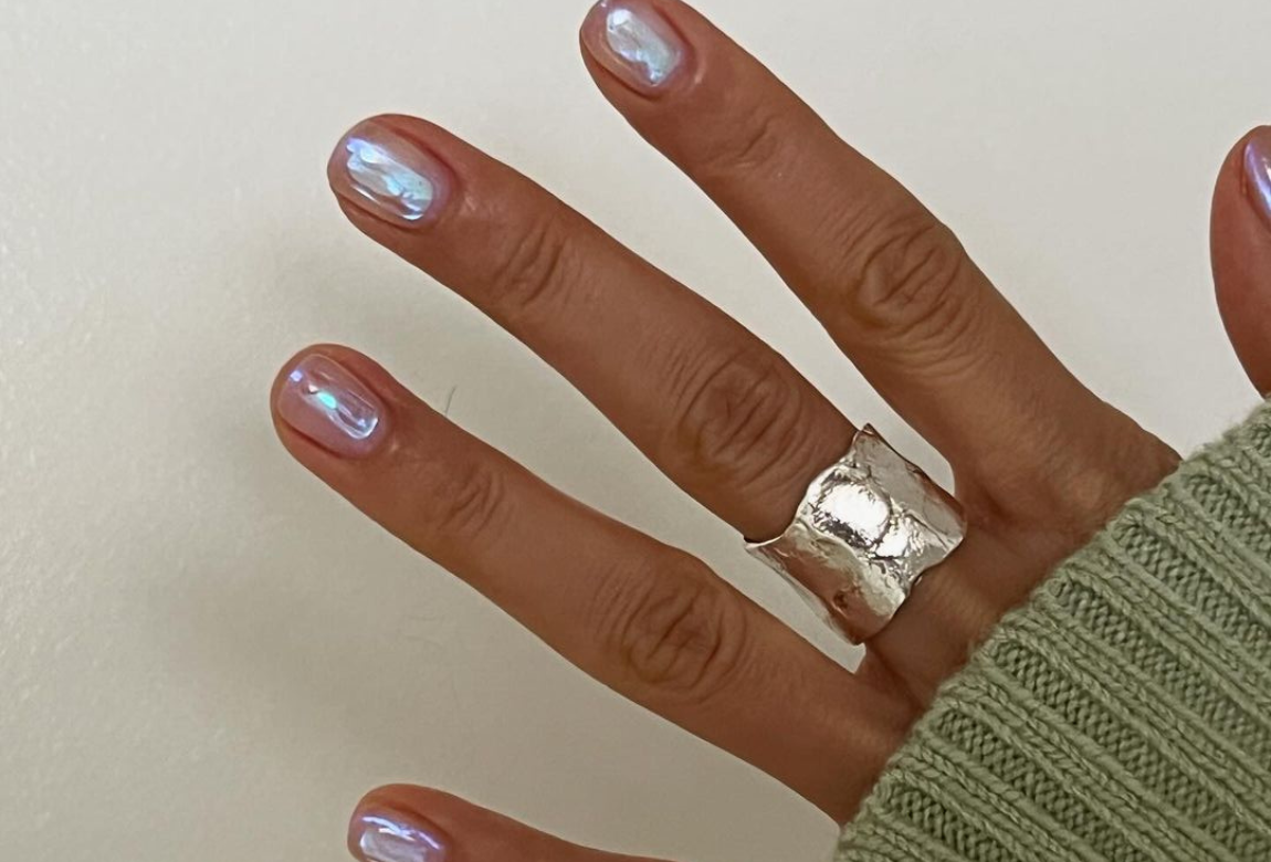 Everything You Need To Know About The Aurora Nail Trend | BEAUTY/crew