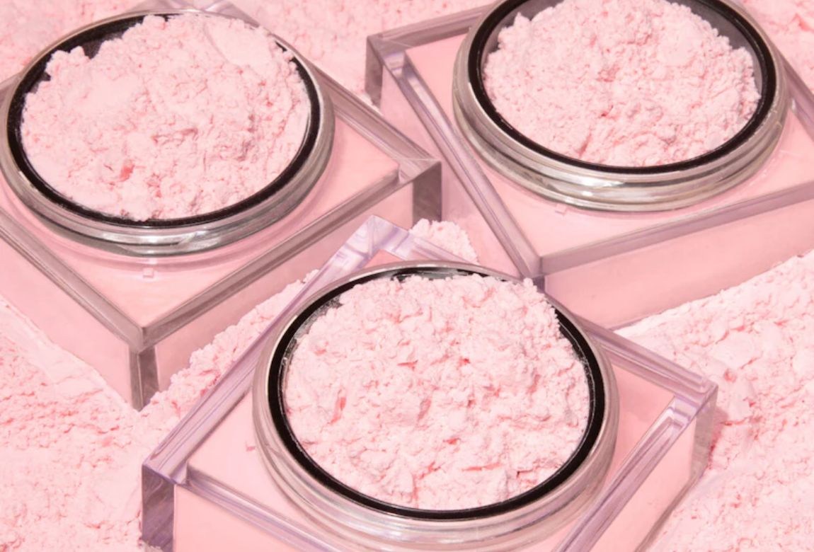 Pink Setting Powder Trend: How-To | BEAUTY/crew