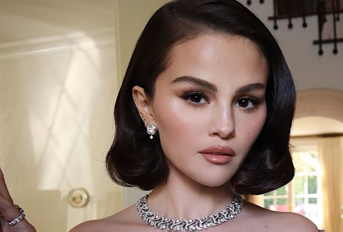 The Exact Beauty Products Selena Gomez Wore To The Oscars | BEAUTY/crew